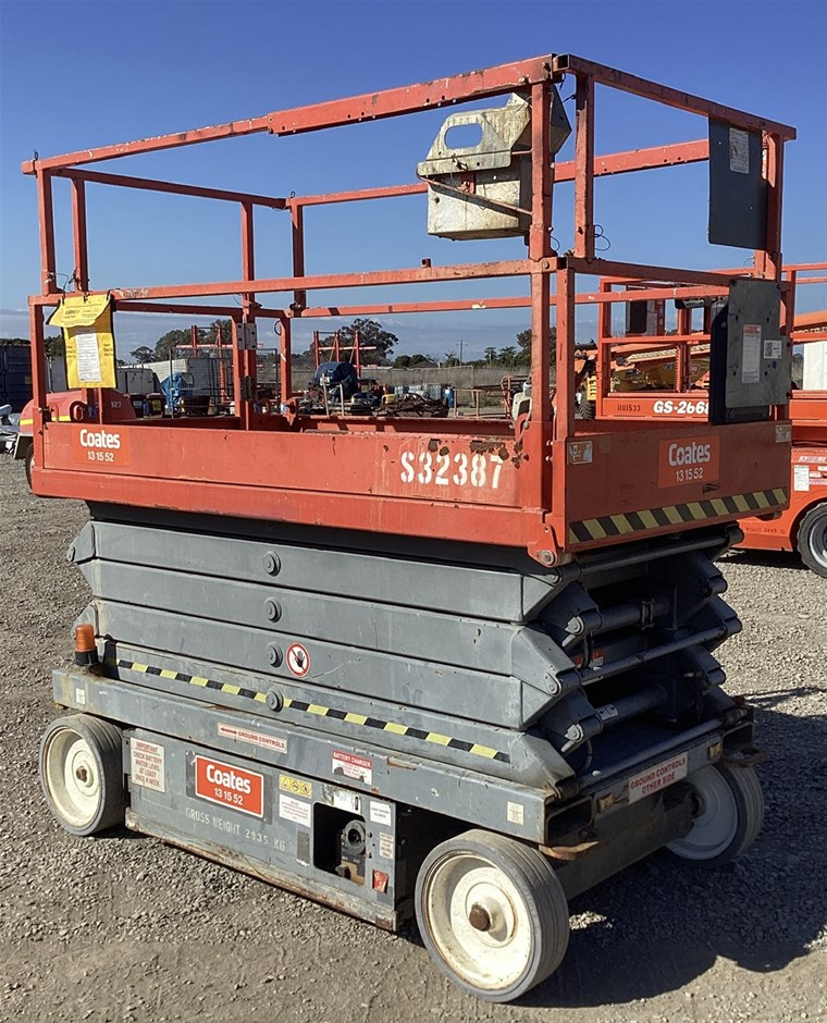 2014 SKYJACK SJIII 4632 Scissor Lift Auction (0006-3030012) | Grays ...
