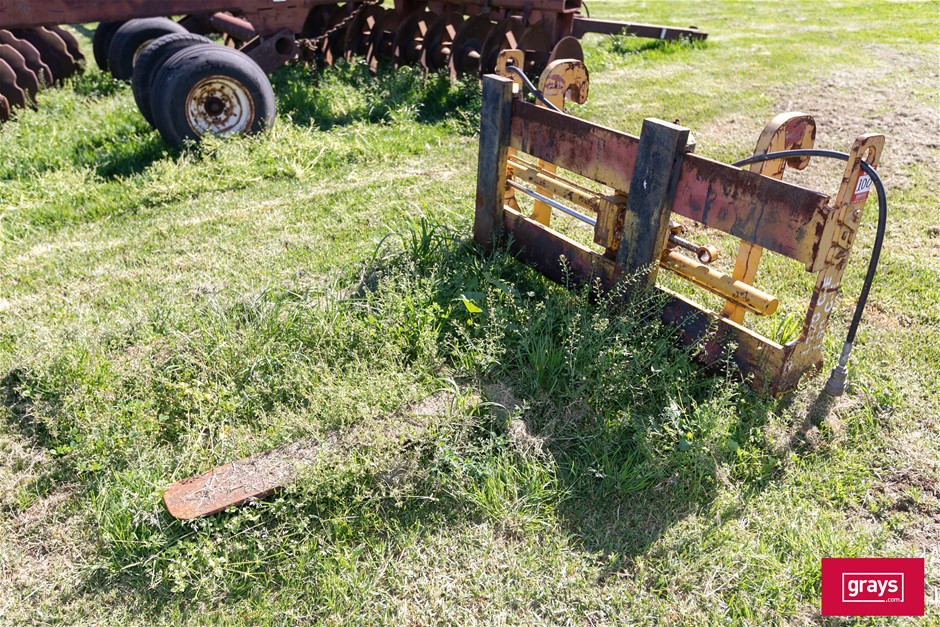 Quick Hitch Pallet Forks To Suit Volvo L60,L70,L90