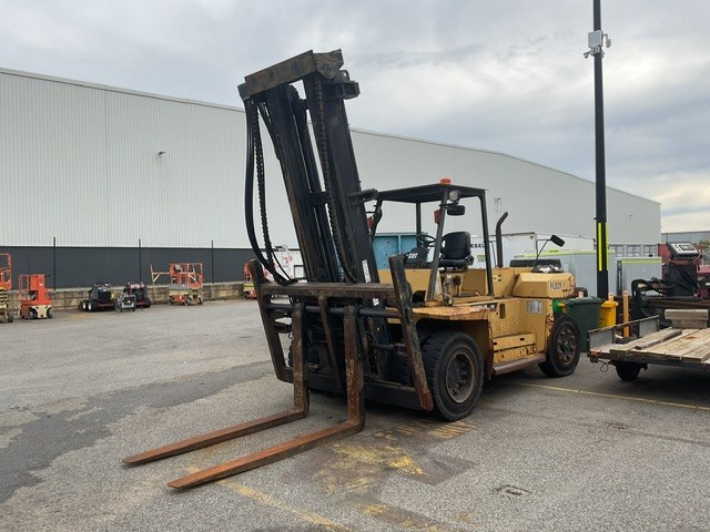 Caterpillar DP150 Counterbalance Forklift Auction (0001-9053862 ...