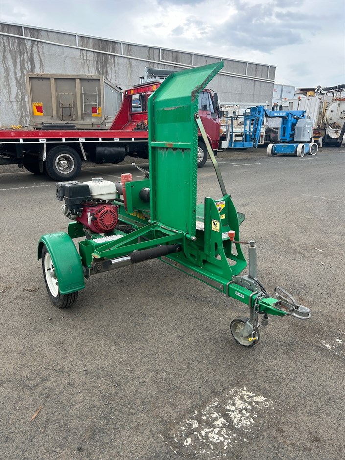 Red Roo Towable Hydraulic Log Splitter Auction (0020-3030343) | Grays ...