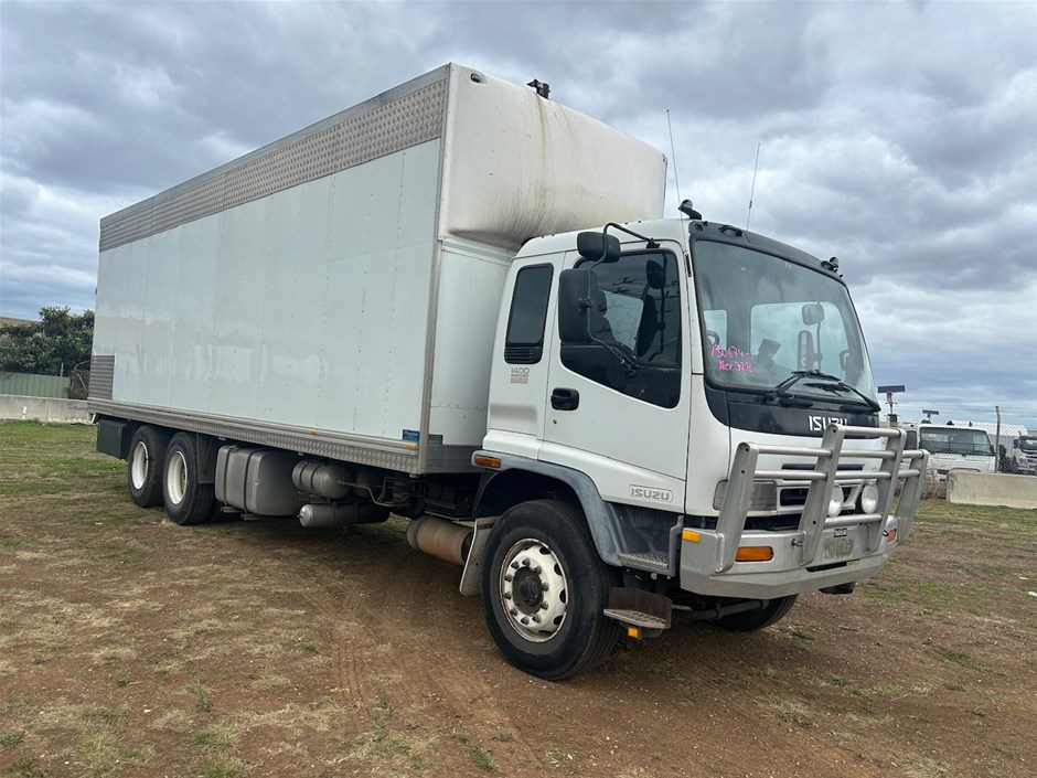 2005 Isuzu FVL 1400 Long 6 x 2 Pantech Truck Auction (0001-3030476 ...