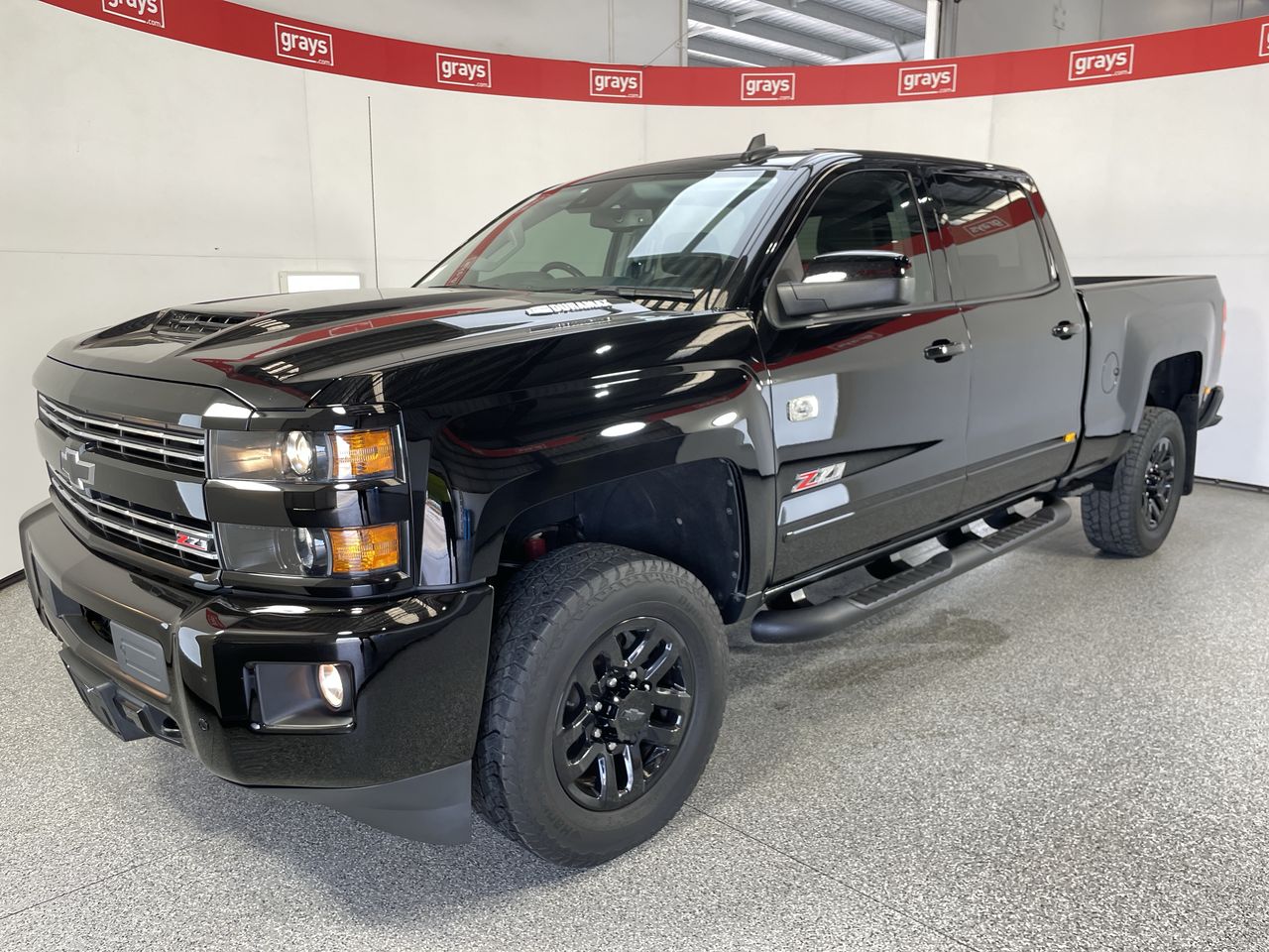2018 Chevrolet Silverado Z71 V8 Turbo Diesel Auction (0001-50710085 ...