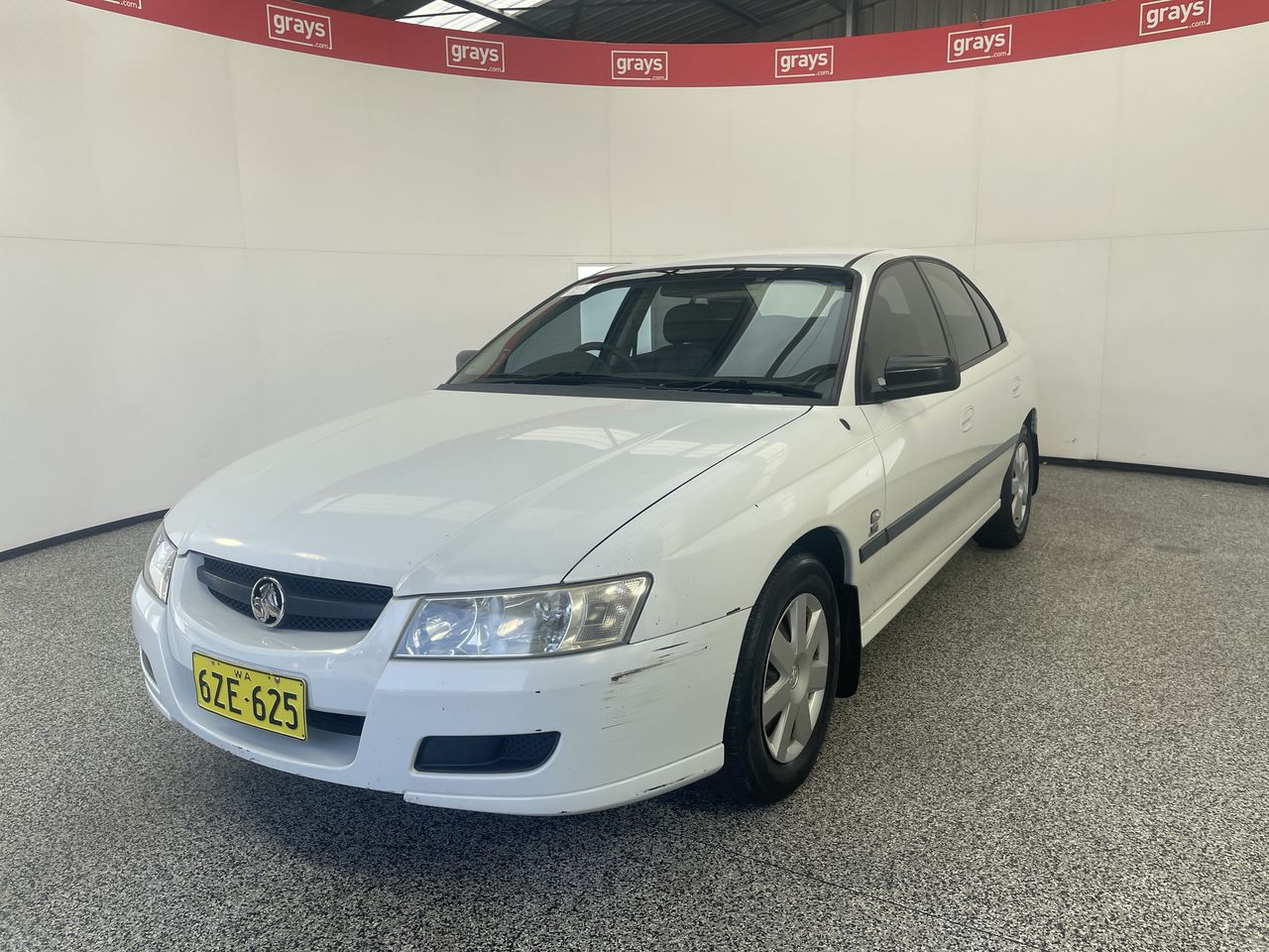 2005 Holden Commodore Executive VZ Automatic Sedan Auction (0001 ...
