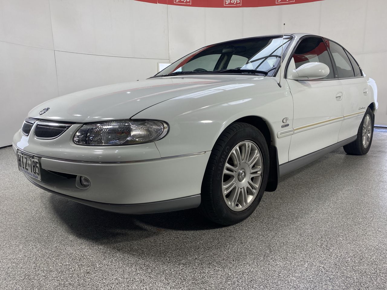 2000 Holden Calais VT V8 Automatic Sedan Auction (0001-60012698 ...