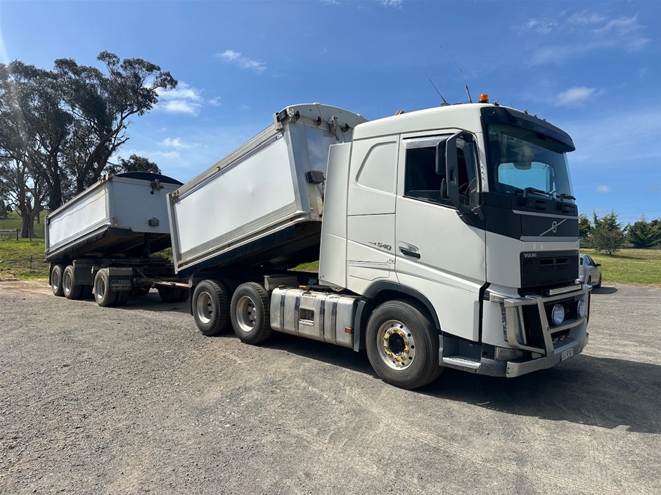 2015 Volvo FH Series 4 6x4 Tipper Truck & 2003 Chris DT-3 Tipper Trailer Auction (0001-3030988 ...
