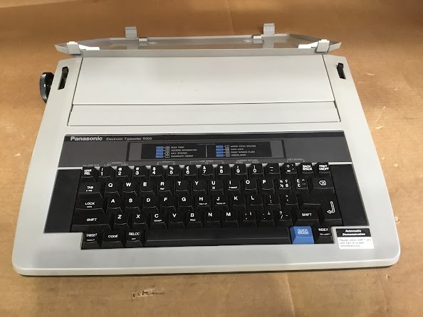 Panasonic KX-R305 Electronic Typewriter Auction (0021-2561578) | Grays ...