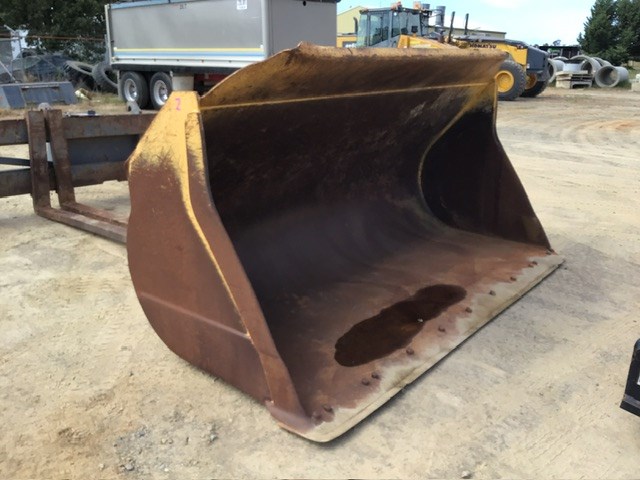 1 x Loader Mud Bucket Auction (0029-3030786) | Grays Australia