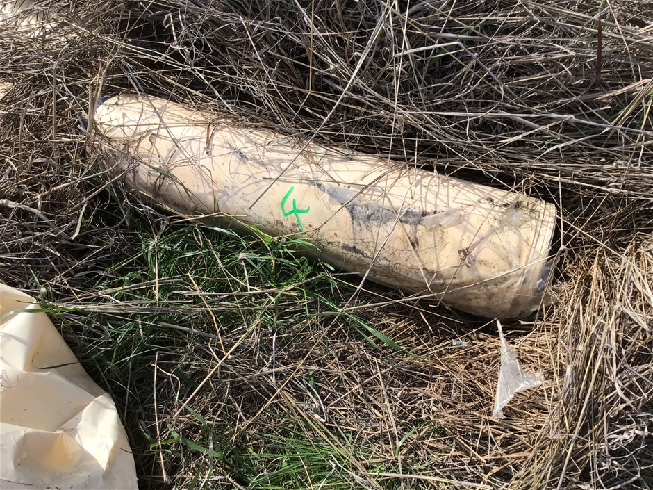8x Loose Rolls of Viadux Plastic Pipe Wrap Auction (0004-3030845 ...