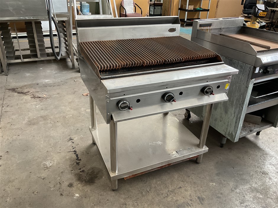 Supertron 900-BBQ Griddle Auction (0007-7054457) | Grays Australia