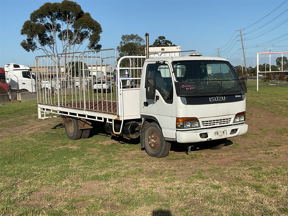 No Reserve: 1999 Isuzu NPR 4 x 2 Tray Body Truck