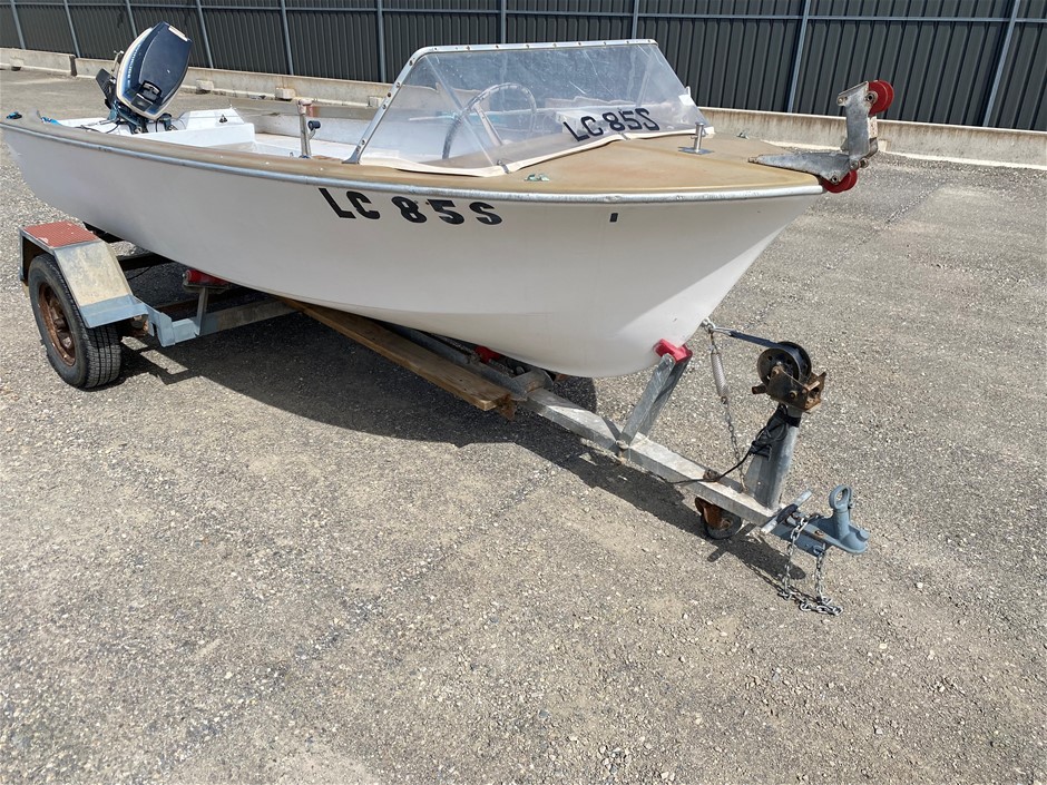 CUSTOM POWER BOAT - NO RESERVE Auction (0001-60016365) | Grays Australia