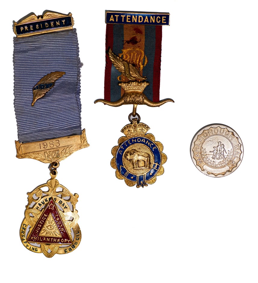 3 x NZ assorted medals/badge including: 1 x 1983 Hawkes Bay Certifying ...