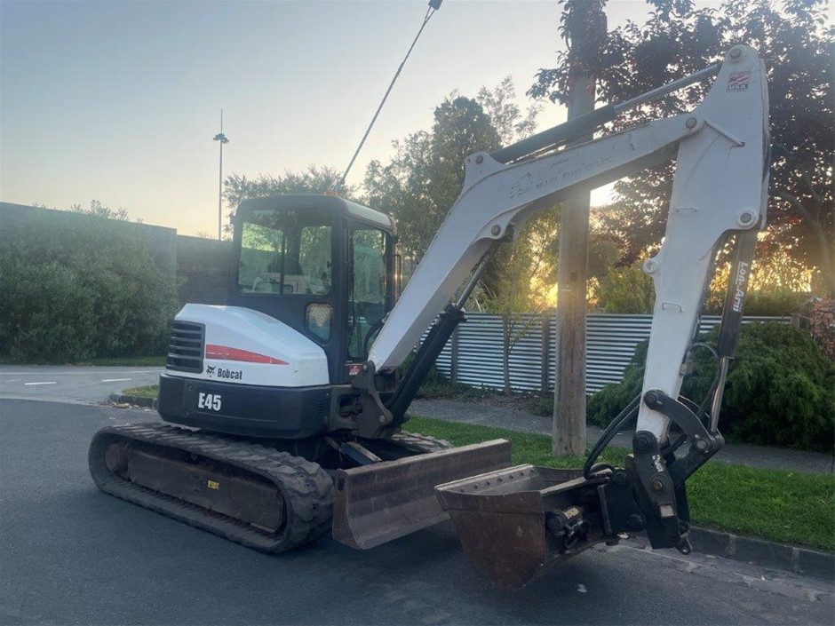 2015 BOBCAT E45 Hydraulic Excavator