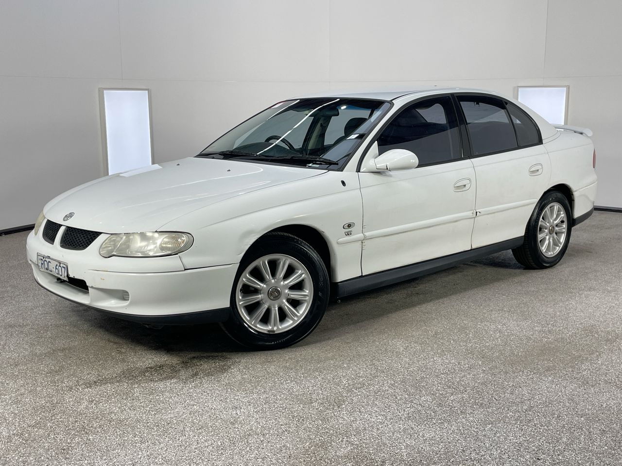 2002 Holden Commodore Executive VX Automatic Sedan Auction (0001 ...
