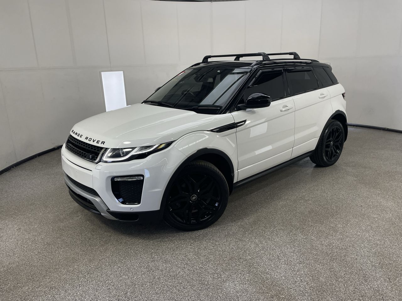 2018 Land Rover Range Rover Evoque TD4 SE DYNAMIC 110KW TD 9 AT Auction ...
