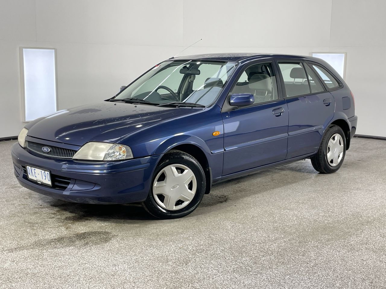 2000 Ford Laser GLXI KN Automatic Hatchback Auction (0001-21038991 ...