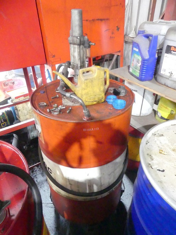 MacNaught Pneumatic Transfer Pump And Trolley Auction (0154-5057628 ...