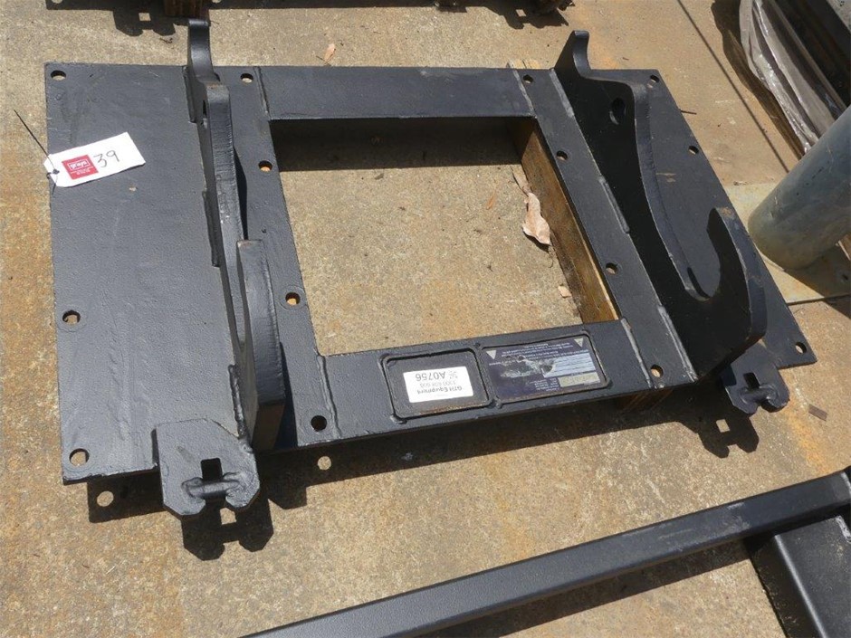 Telehandler Hitch to Suit Haulotte Telehandler Auction (0039-5058641 ...
