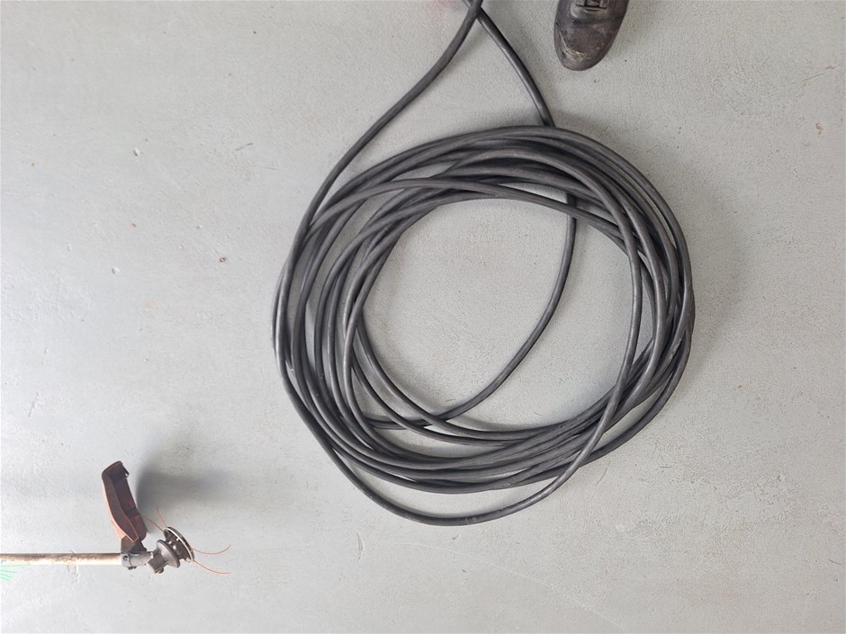 CLIPSAL 415V 5 Pin 32A 25M Extension Lead - 415V 5 Pin 32A 25M Auction ...