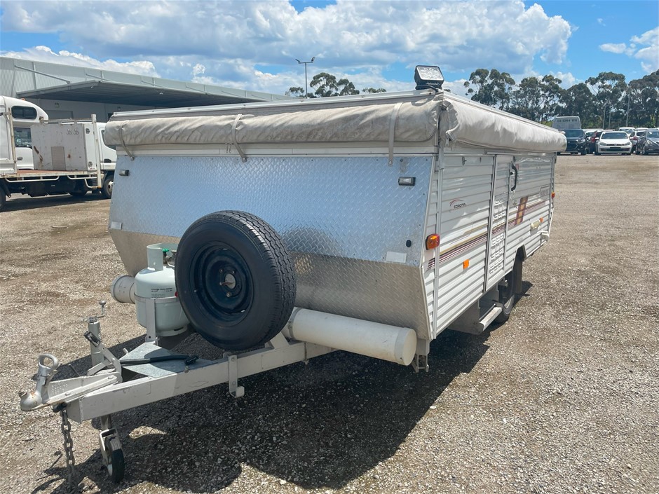 1997 Coromal Magnum 380 Caravan Auction (0001-21039987) | Grays Australia