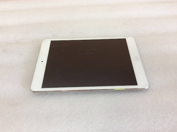 APPLE iPad mini 1 TABLET A1432 16GB White Auction (0005-2563244 ...