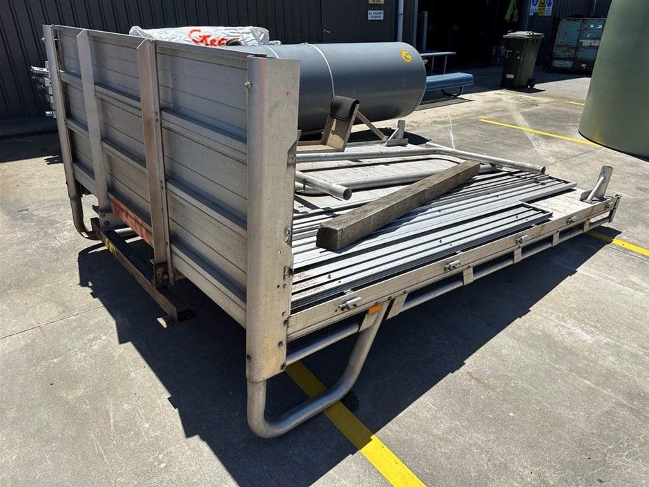 Truck Tray Body Auction (0047-3031479) | Grays Australia