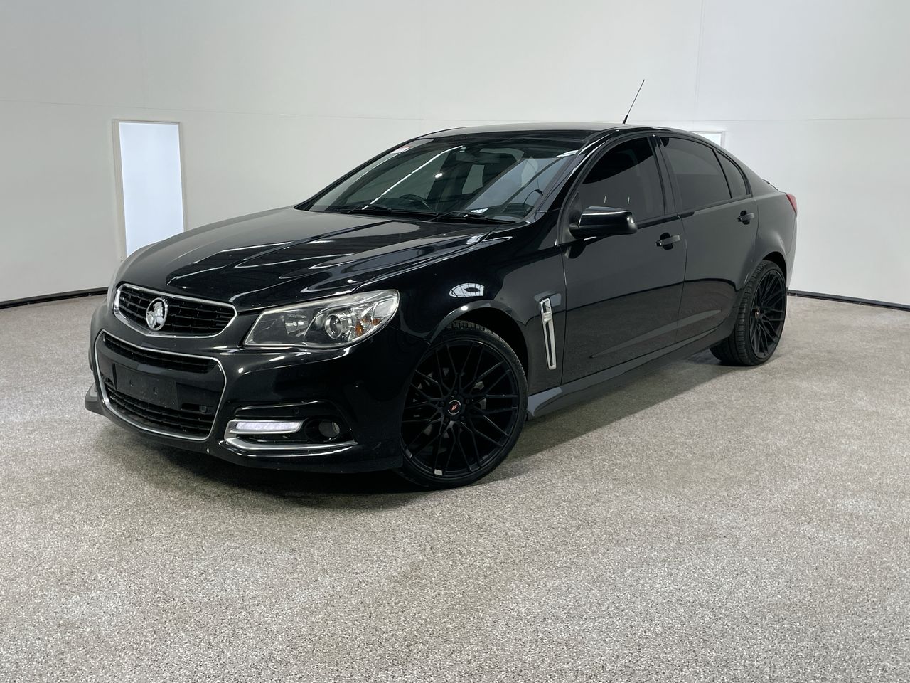 2013 Holden Commodore SV6 VF Automatic Sedan Auction (0001-21043254 ...