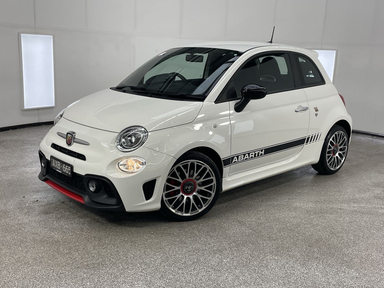 2018 ABARTH 595 Series 4 Automatic Hatchback Auction (0001-20026762 ...