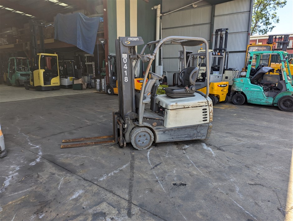 Crown SC4500 Counterbalance Electric Forklift Auction (0002-5058779 ...