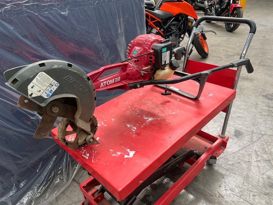 ATOM Deluxe Lawn Edger Auction (0039-3032145) | Grays Australia