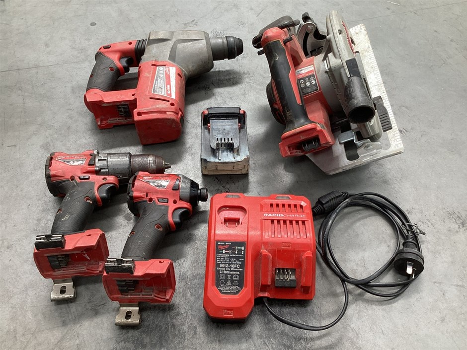 MILWAUKEE Tool Bundle Auction (0053-3032145) | Grays Australia