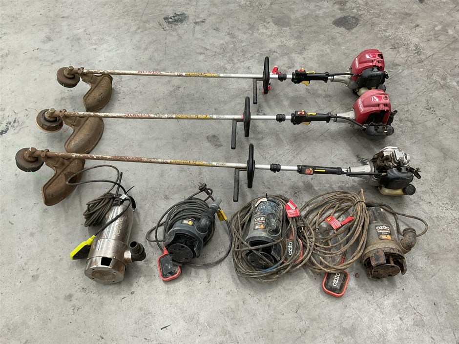 Quantity of Assorted Landscaping Tools Auction (0062-3032145) | Grays ...