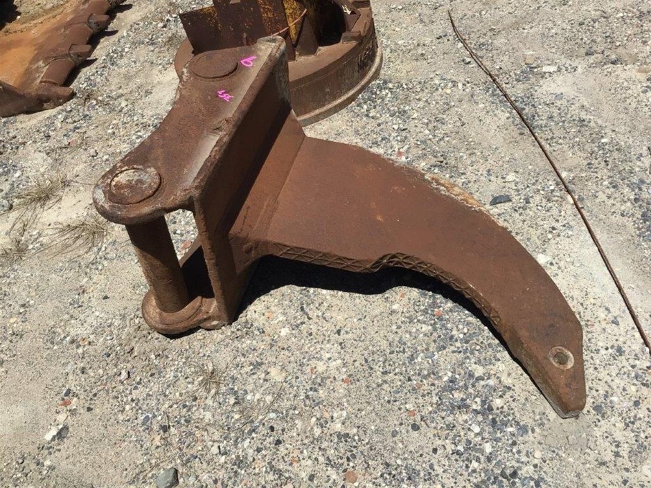 Single Shank Ripper Attachment Auction (0009-3031610) | Grays Australia