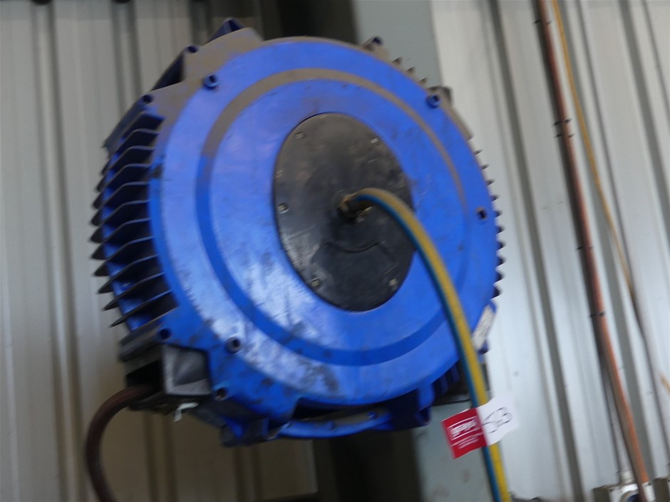 Recoila Retractable Air Line Reel Auction (0563-5058818) | Grays Australia