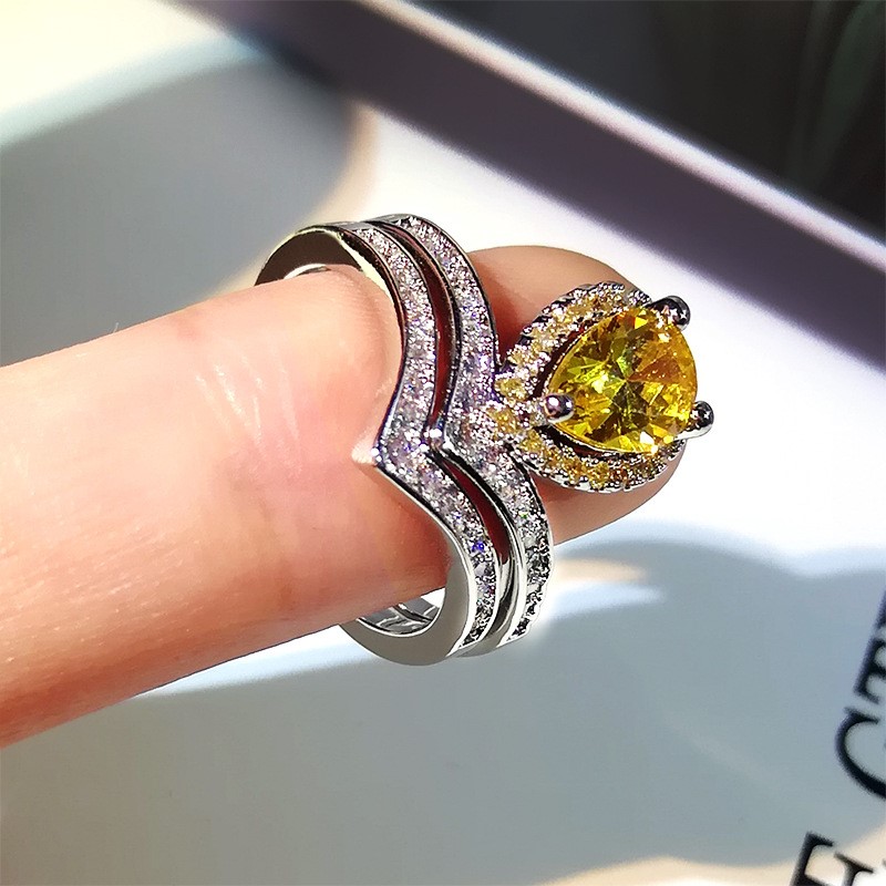 Elegant 18K Triple White Gold plated Lab Simulated Yellow Diamond ...