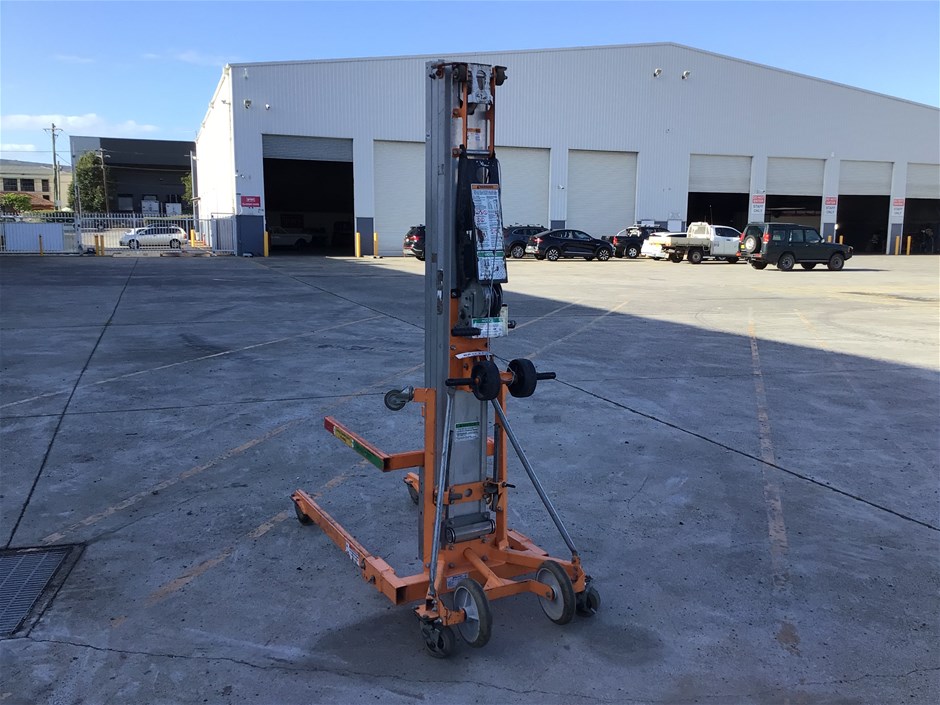 LIFTSMART Material Hoist Auction (0045-5058887) | Grays Australia
