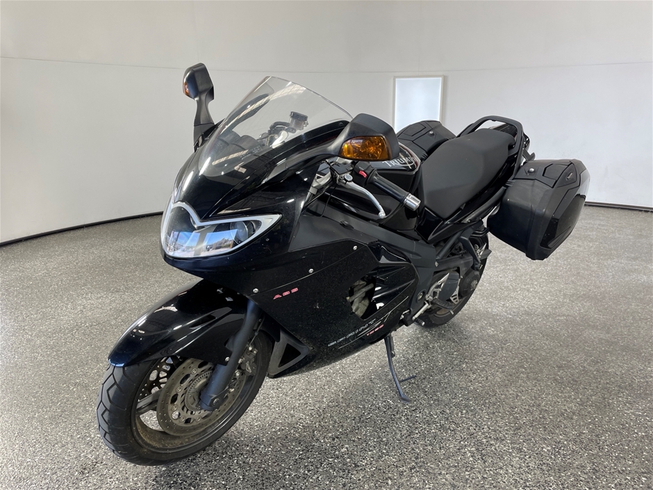 triumph T200 Manual Motorbike Auction (0001-10346707) | Grays Australia