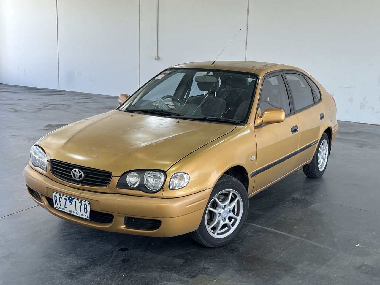 2001 Toyota Corolla Ascent Seca AE112R Manual Hatchback Auction (0001 ...