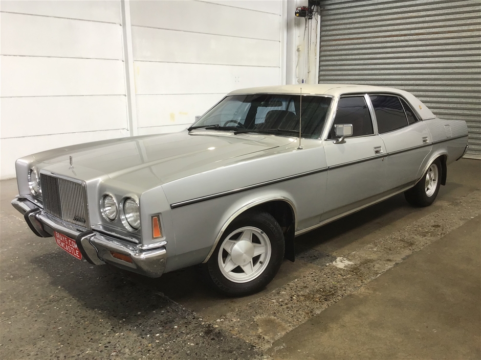 1977 FORD LTD SILVER MONARCH Automatic Sedan Auction (0001-10054185 ...