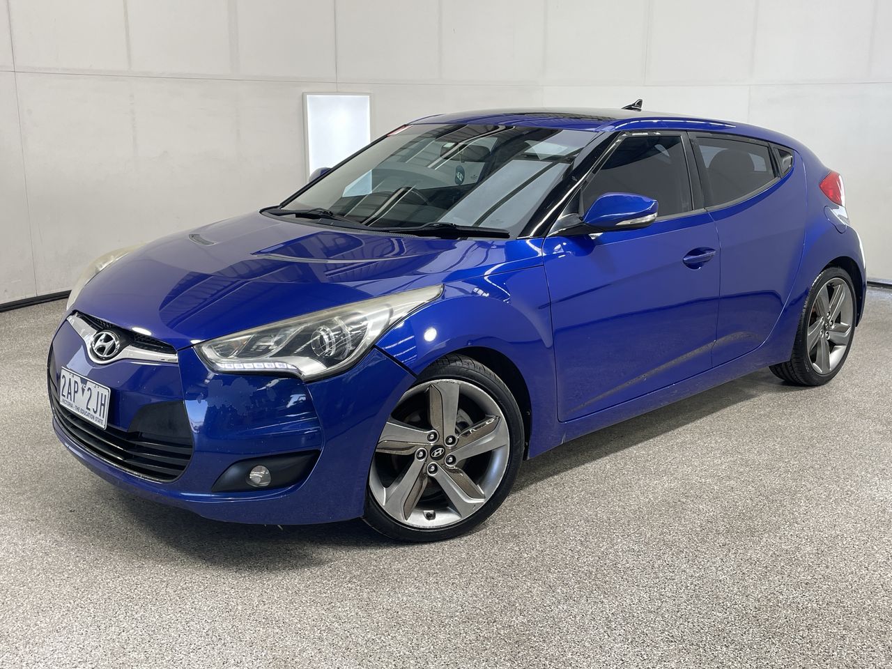 2012 Hyundai Veloster + FS Automatic Coupe Auction (0001-21041558 ...