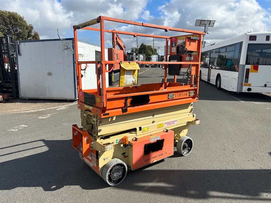 2015 JLG R6 Scissor Lift Auction (0003-3031938) | Grays Australia