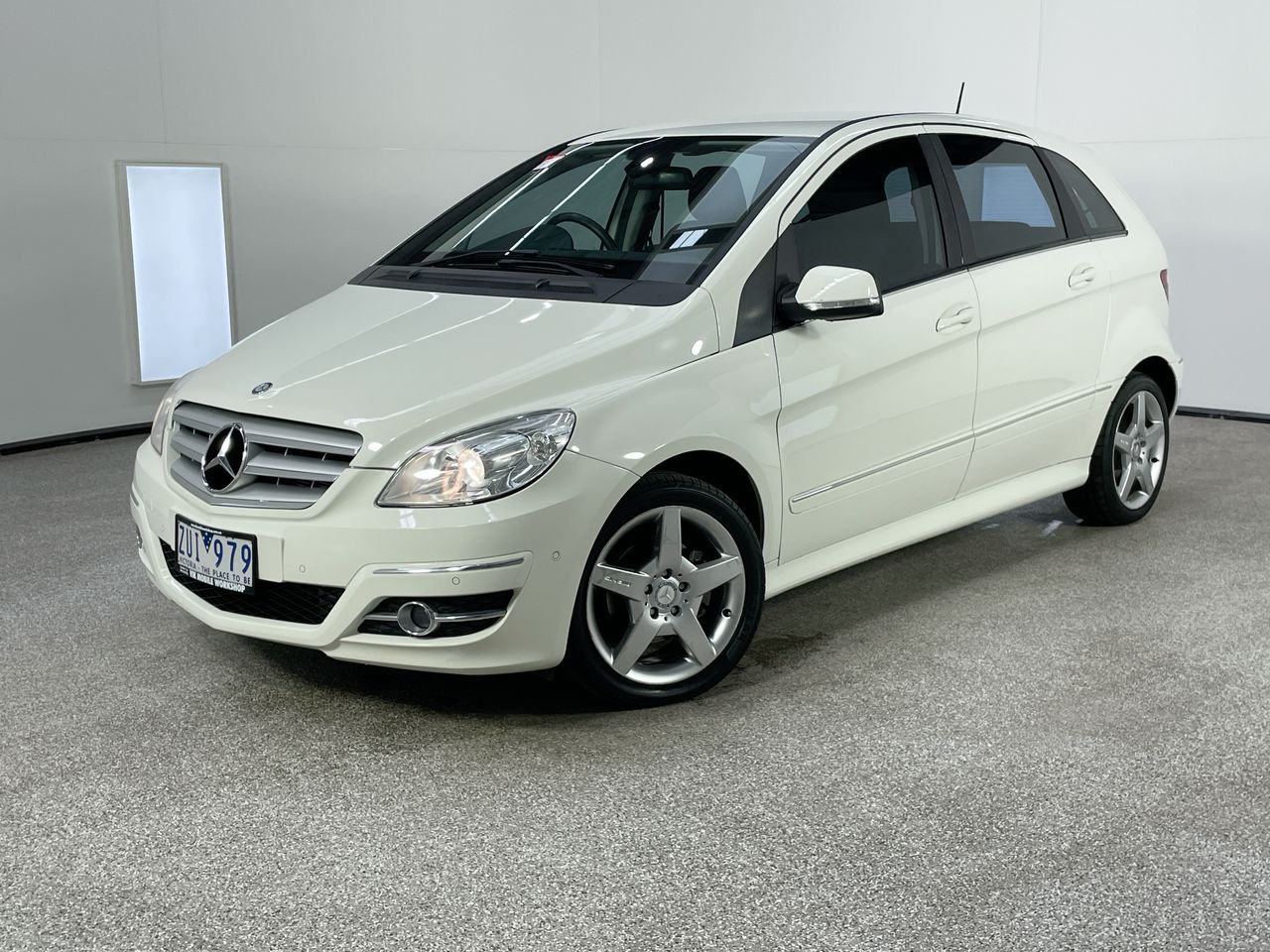 2010 Mercedes Benz B200 W245 AUTOMATIC Hatchback Auction (0001-21042697 ...
