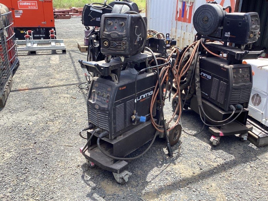 Unimig 350 Razor Weld Welder with X4 350 Wire Feeder Auction (0021 ...