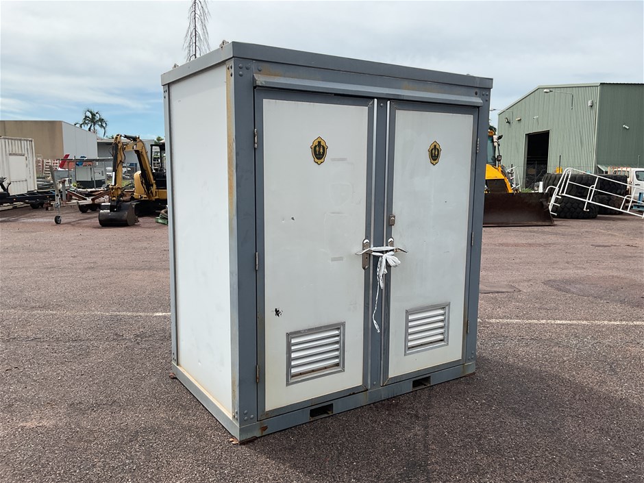 Double Toilet Block Auction (0014-8019822) | Grays Australia