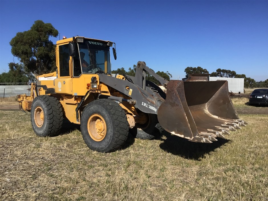 2001 Volvo L70D Wheeled Loader Auction (0010-3032099) | Grays Australia