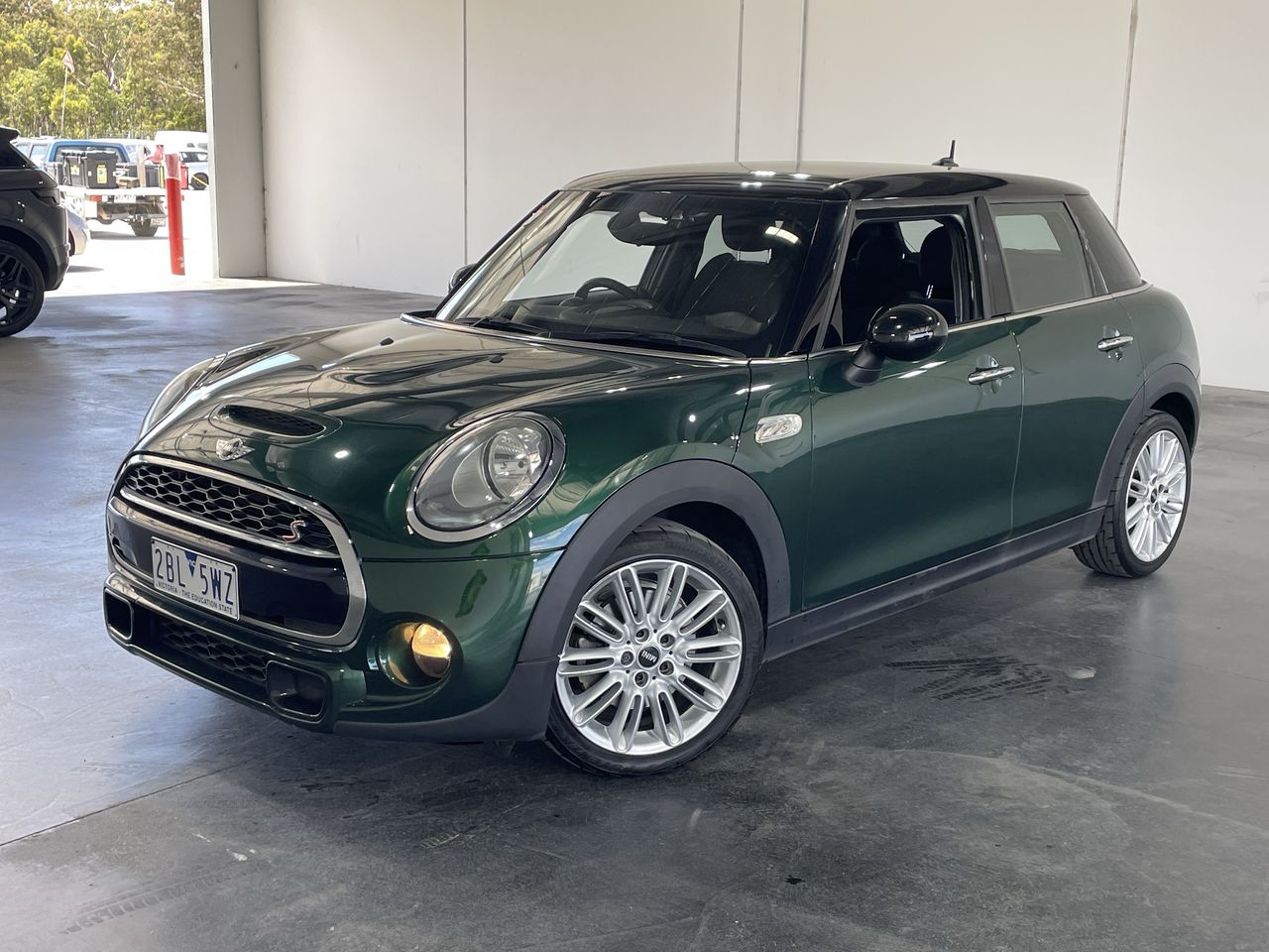 2015 Mini Cooper S F55 Manual Wagon Auction (0001-21043507) | Grays ...