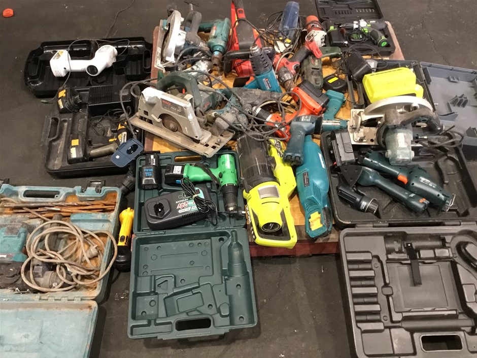RYOBI/Ozito mix model Electric drill Auction (0005-2564904) | Grays ...