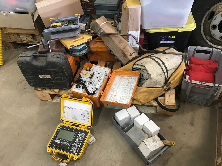 A Pallet of Assorted Telco Equipment Auction (0136-3032275) | Grays ...