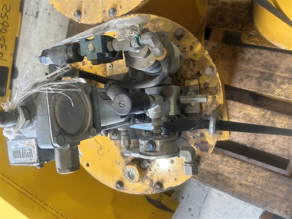 Lincoln Grease Auto Lube Tanks Auction (0001-7056142) | Grays Australia