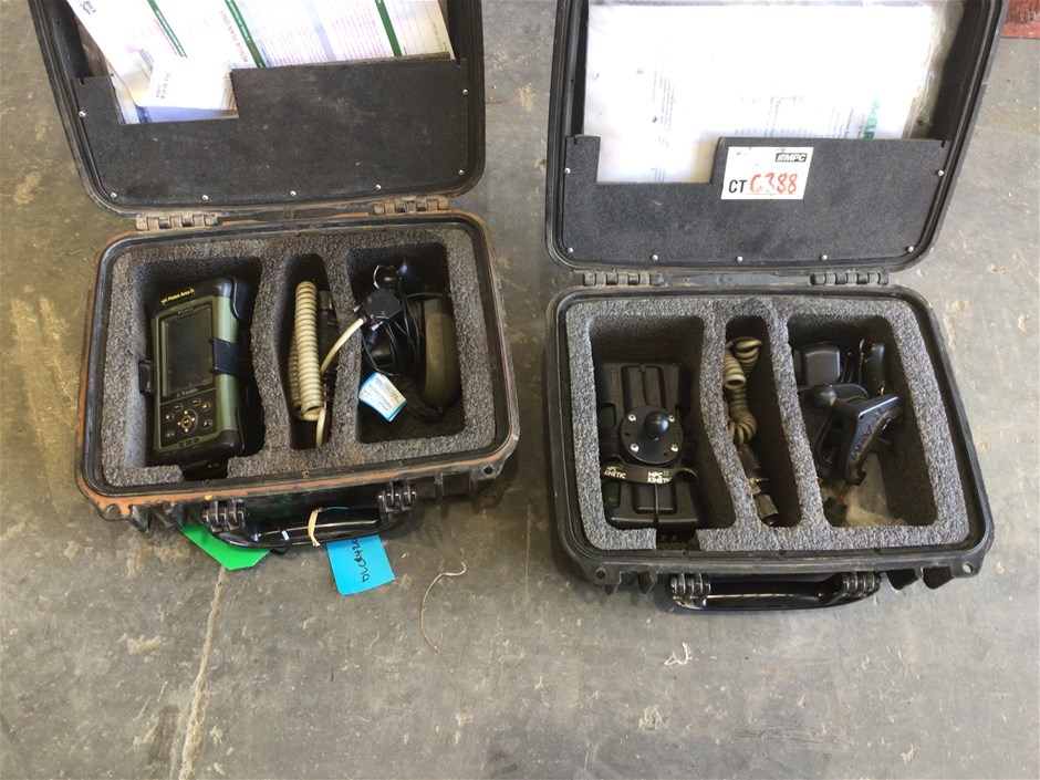 Nomad Trimble Hand Held Units x2 Auction (0020-7056520) | Grays Australia